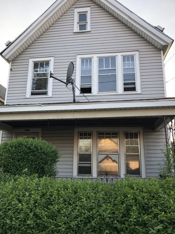 186 Smith St, Buffalo, NY 14210 - Spacious and Modern Living in ...