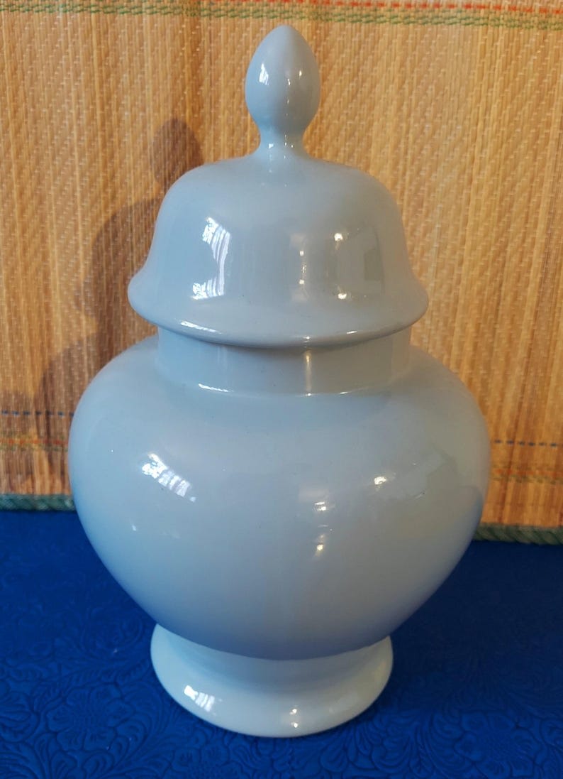 Blue Sopera Orisha medium tureen pot Inle Erinle Abatan Olosa jar urn ...
