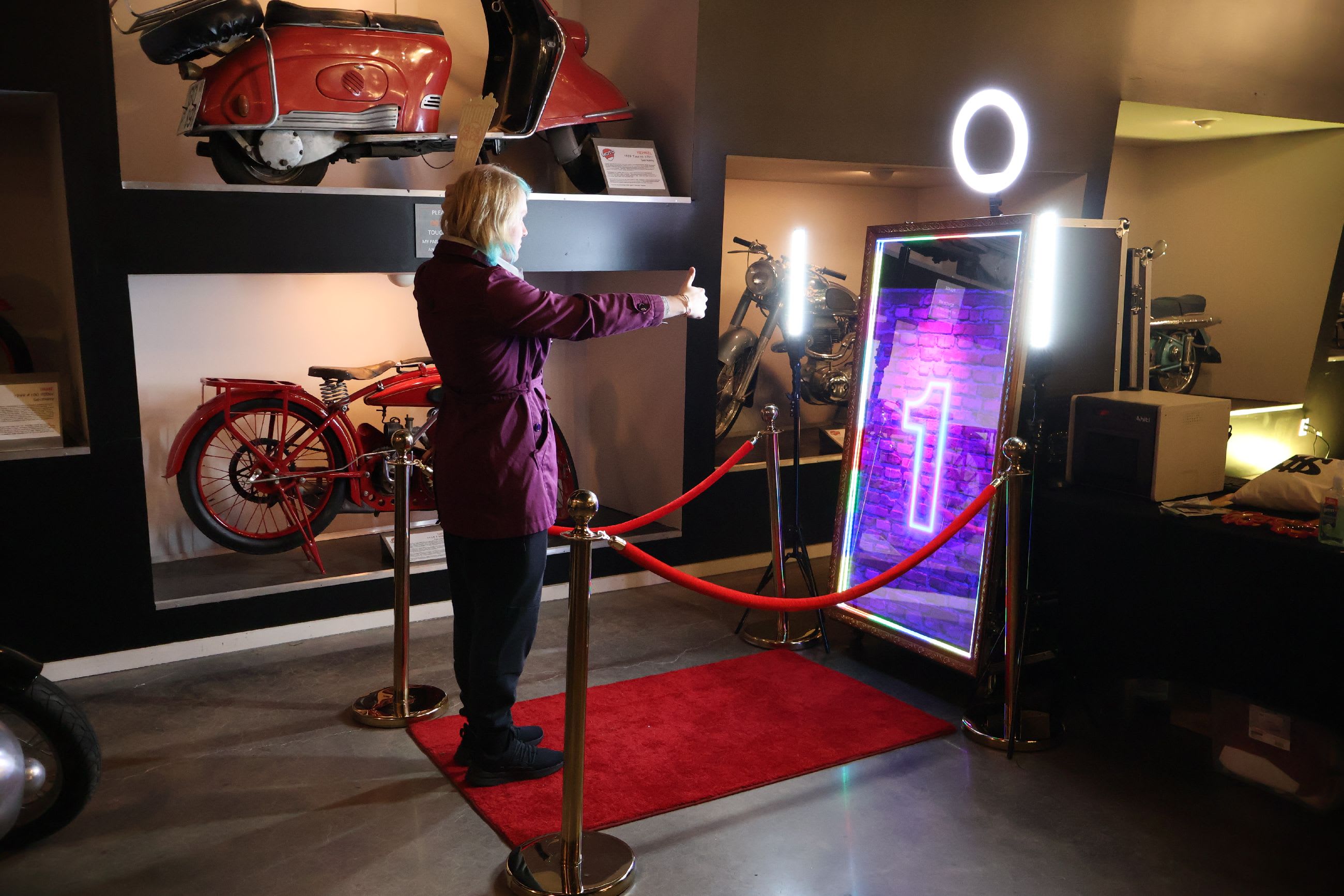 Mirror Photo Booth - 🪞 Mirror Photo Booth Rental - Taylor’d Events LLC ...