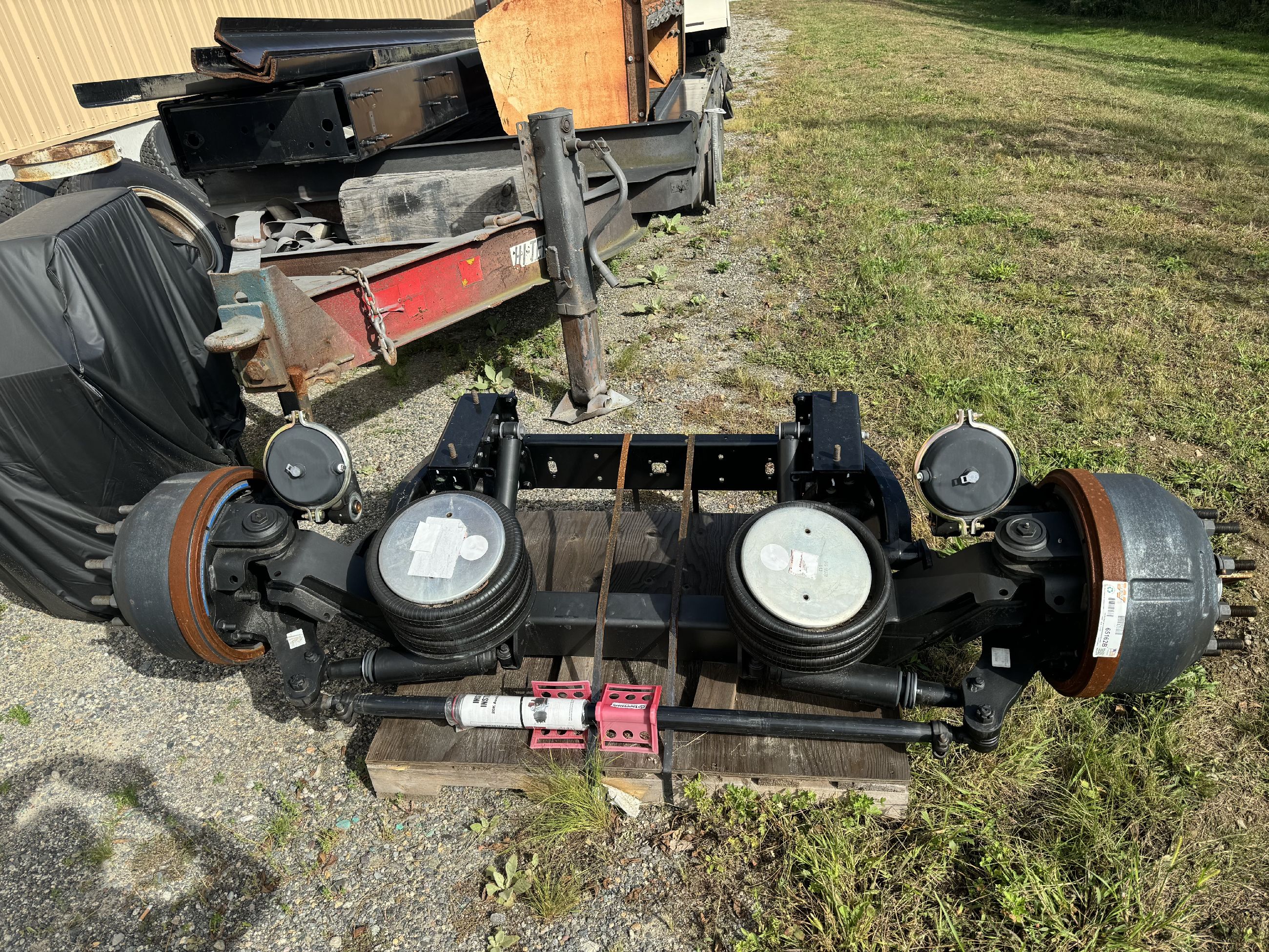 Lift Axle Installation - Specialized Installations - Consolidated Truck ...