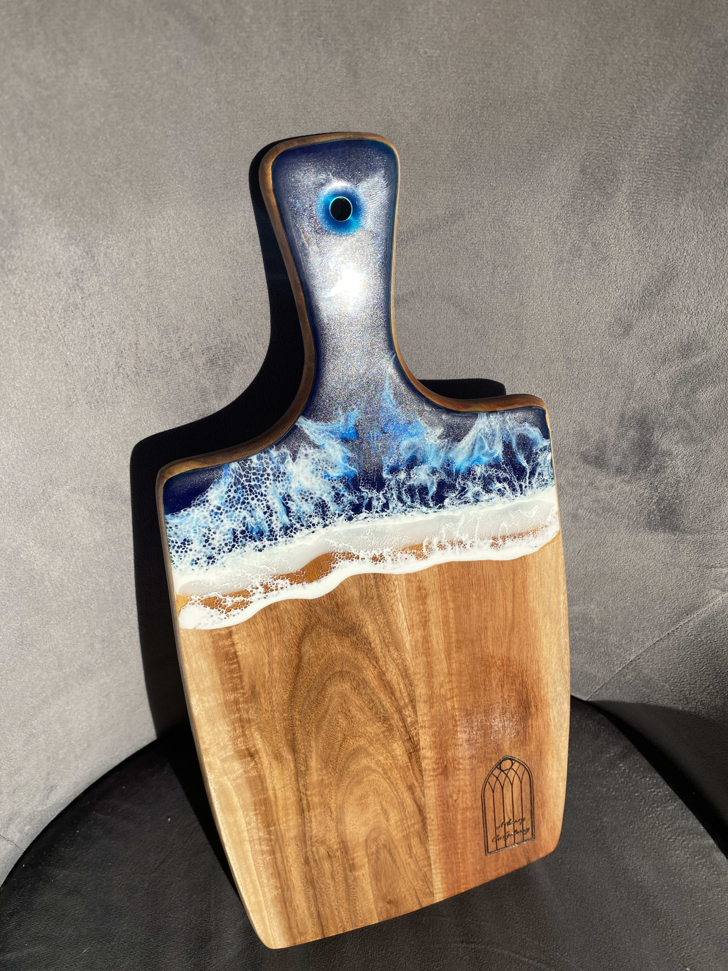 Resin Bread Board - Resin chopping boards - Metal Model World | Gift ...