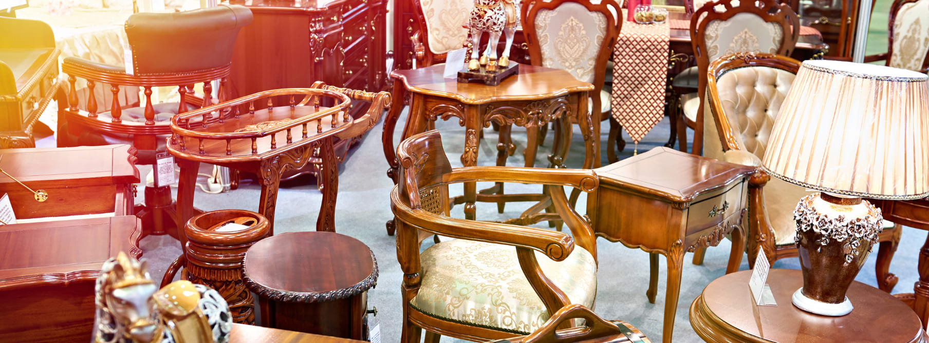 Moroscos Antiques and Collectibles | Antique Shop | USA