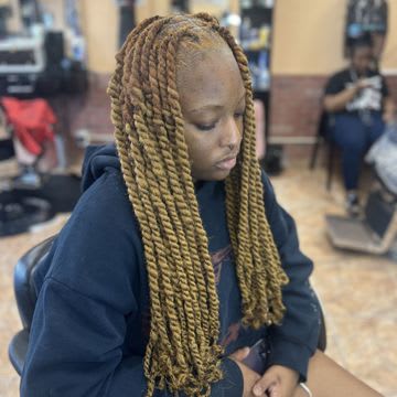 Locs Interlock - Loc Maintenance & Retwisting - Locs Irie | Hair Care ...