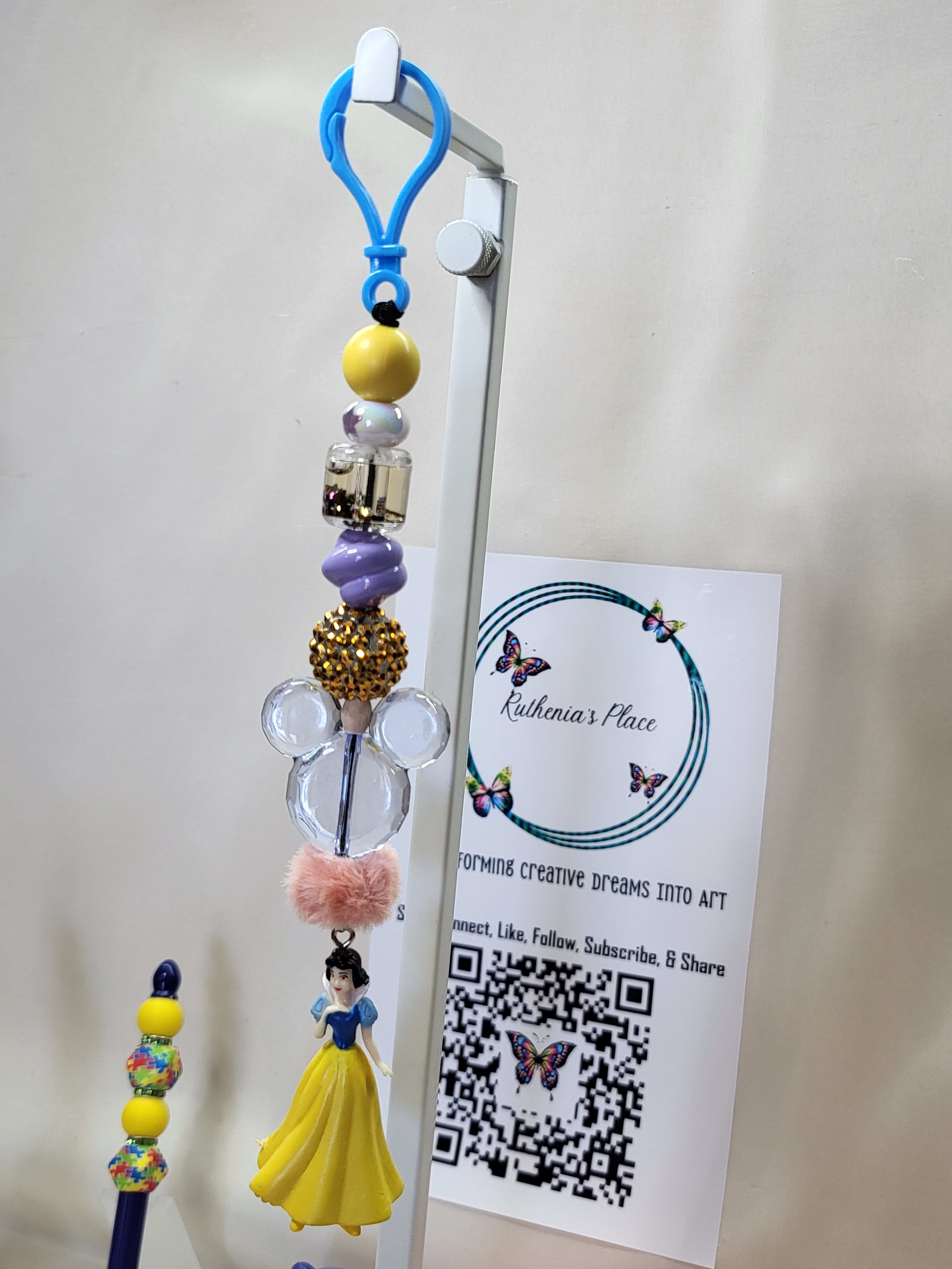 Fidget Cord - Sensory Items - Ruthenia's Place | Handcrafted Goods in ...