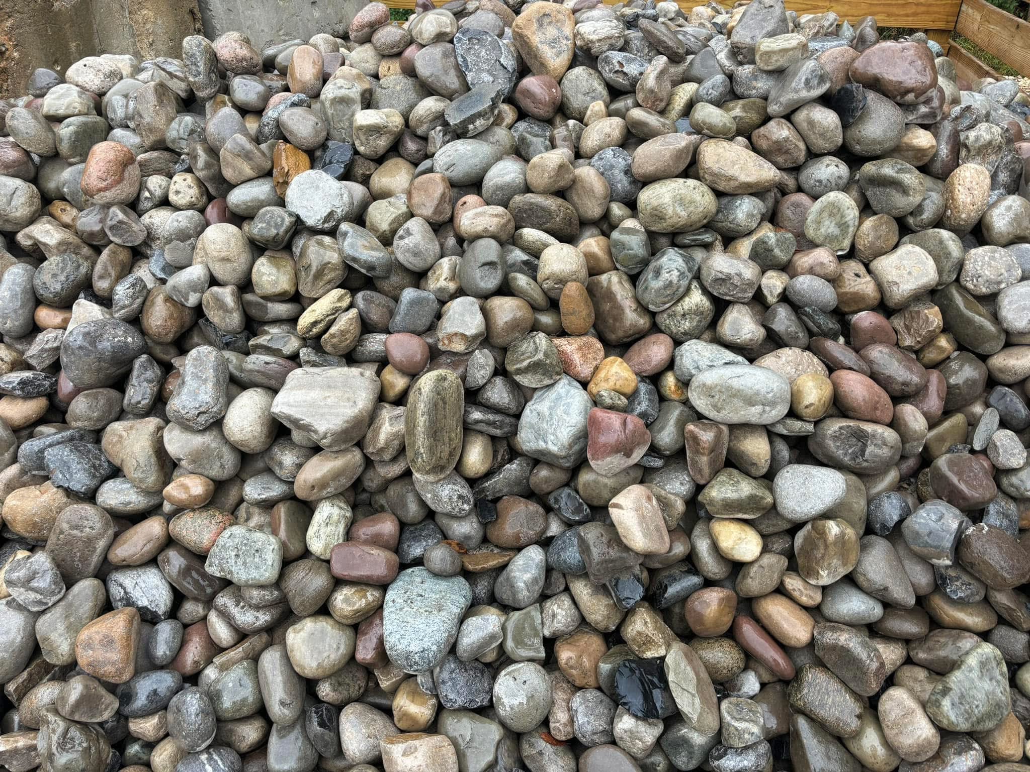 New England River Rock 1-3 inch - Landscape Supplies - Premier ...
