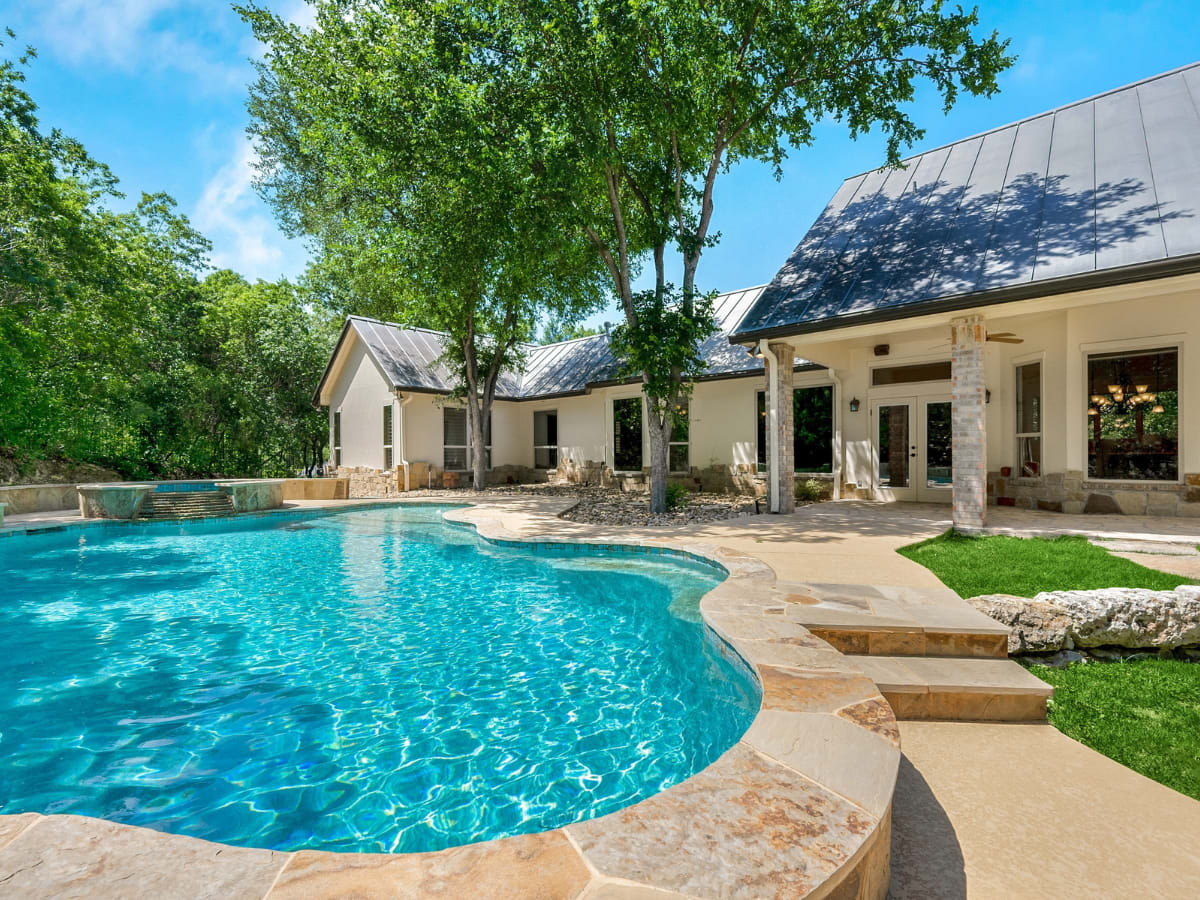 Expert Pool Care for Your Backyard Oasis in Cape Coral - Sunshine Pool Service | Trusted Pool ...