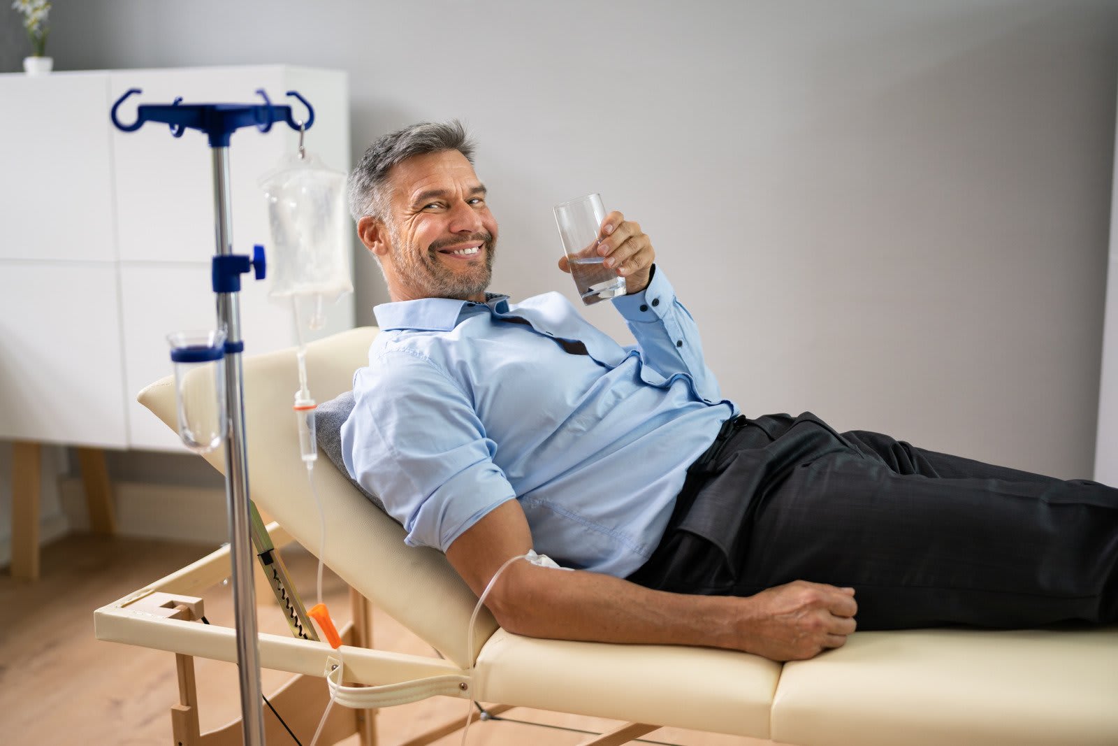 Basic IV hydration (1 Liter) - IV THERAPY DRIPS - IV Therapy, Weight Loss & Wellness | Holly ...