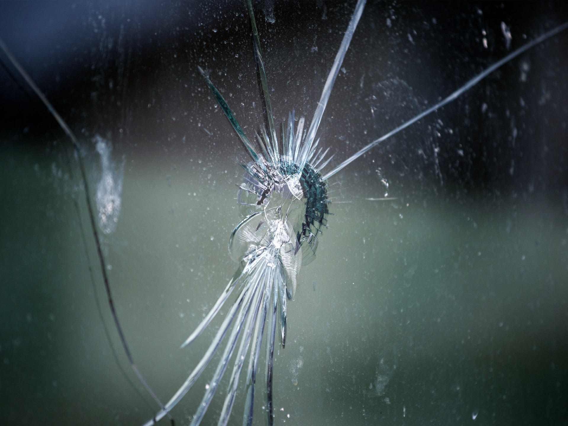 Bulletproof Protection - Glass Solutions - L&F Vision, Inc. - Vision ...