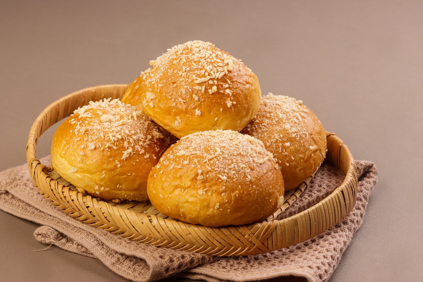 Pan de Sal - Traditional Filipino Baked Goods - Chik & Chuck Pinoy ...