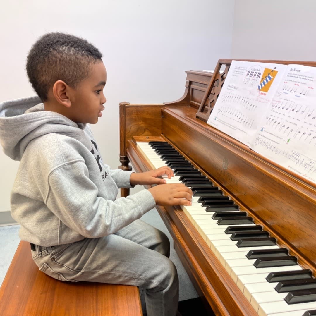 Piano Instruction - Music Classes - Hampton Academy of Music, Dance ...