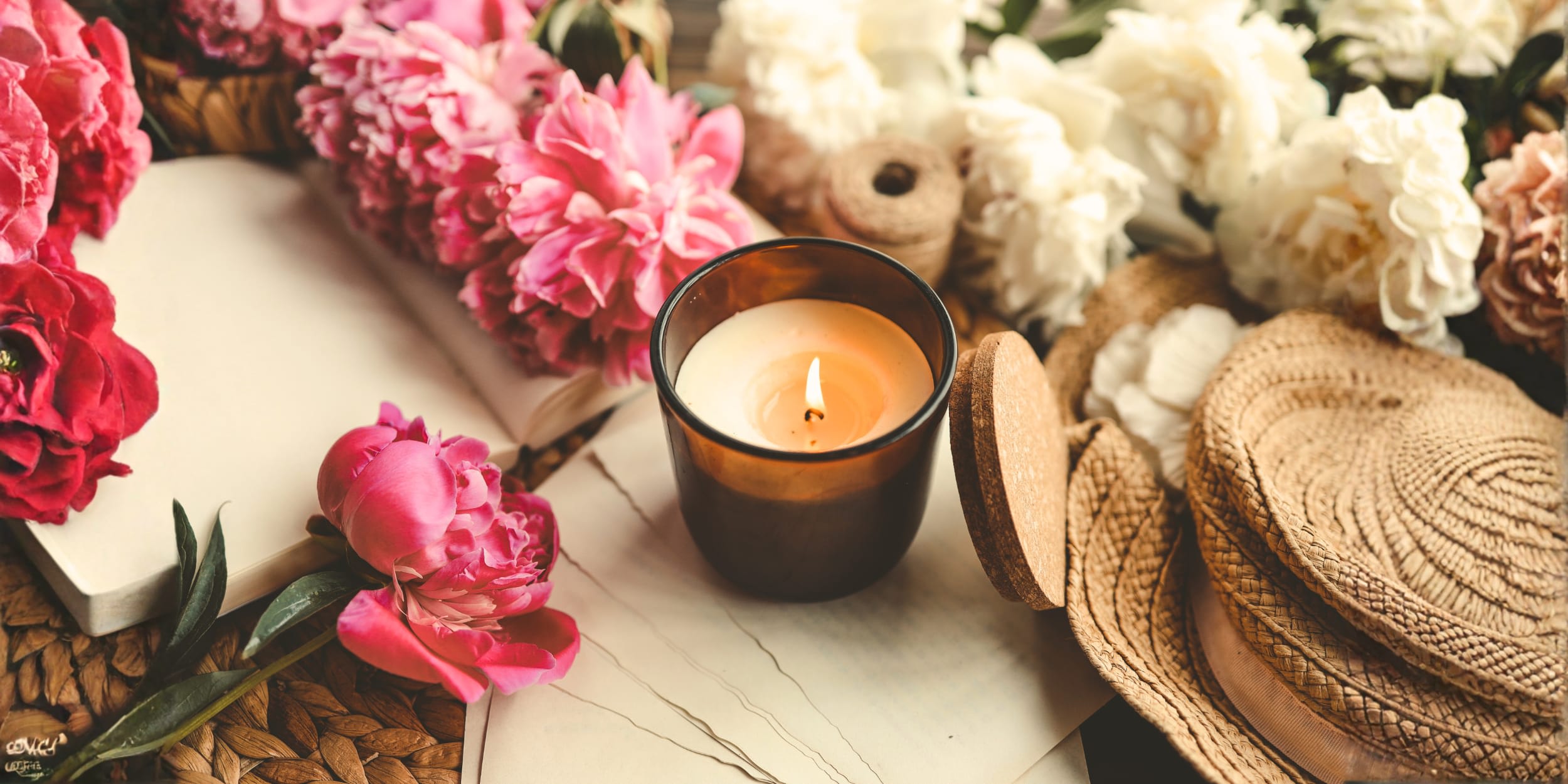 OhGee!® Aromatic Candles in NYC - Premium Relaxation Experience